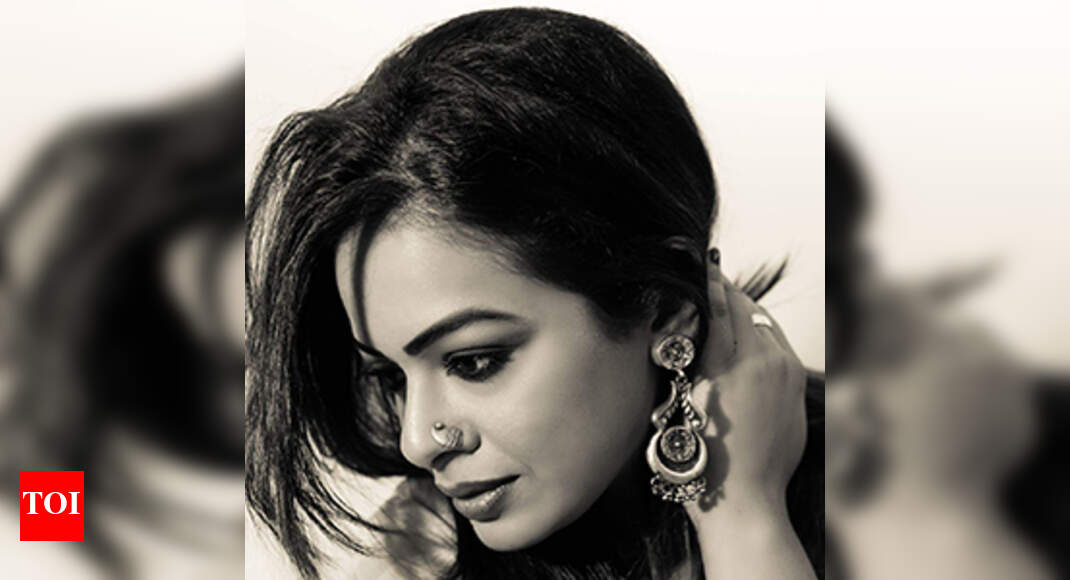 Iman can’t bear to be away from Bulbuli | Bengali Movie News - Times of ...