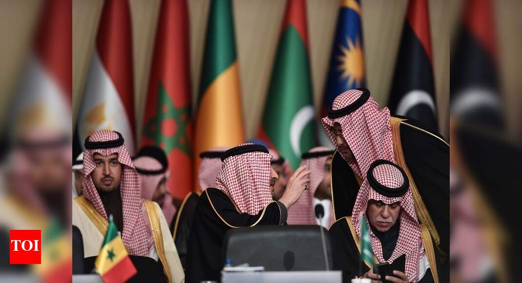 Saudi plans OIC foreign ministers' meeting on Kashmir - Times of India