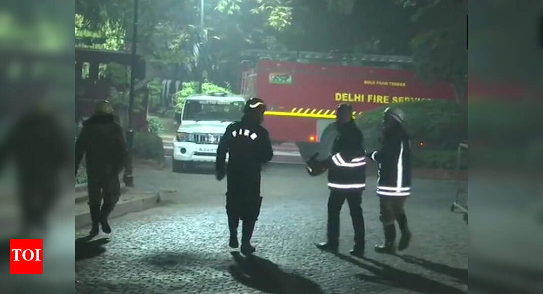 Fire in PM House: Minor fire breaks out near PM Narendra Modi residence ...