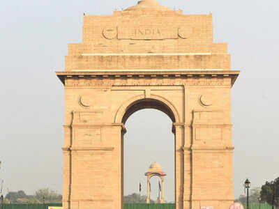 Going to India Gate tonight? You could be in for a long walk | Delhi ...