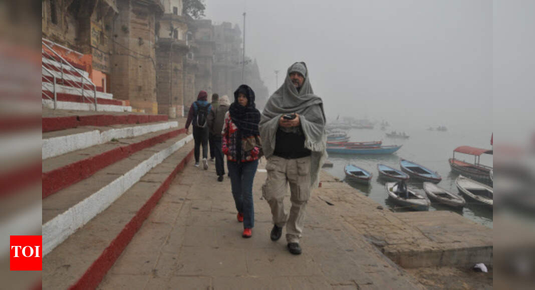 Severe cold wave continues in UP, temperature touches zero degree ...