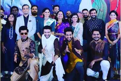 Dhurala team in Chala Hawa Yeu Dya - Times of India