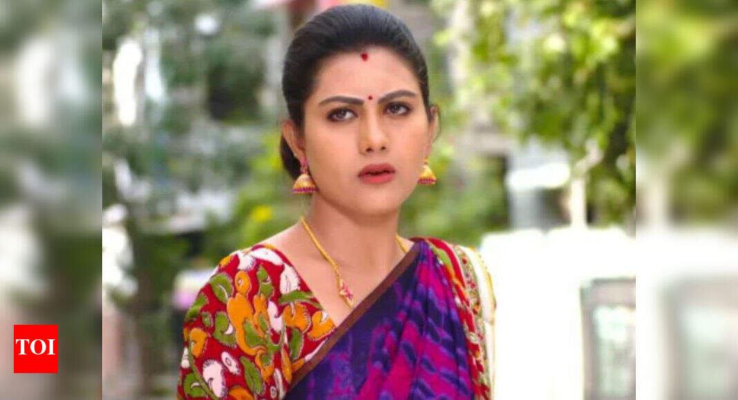 Vadinamma update, January 1: Bharat puts Siri on the spot - Times of India