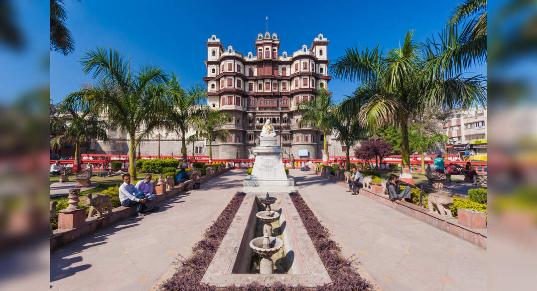 Indore retains its top spot on cleanliness graph for the fourth time in ...