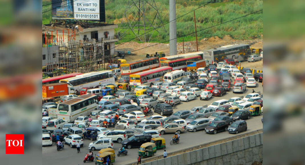 Noida: Sector 71 intersection to be closed, brace for more jams | Noida ...