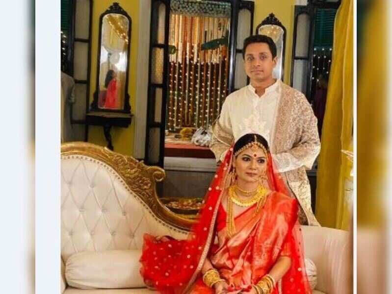 Roja is married to her childhood friend | Bengali Movie News - Times of ...