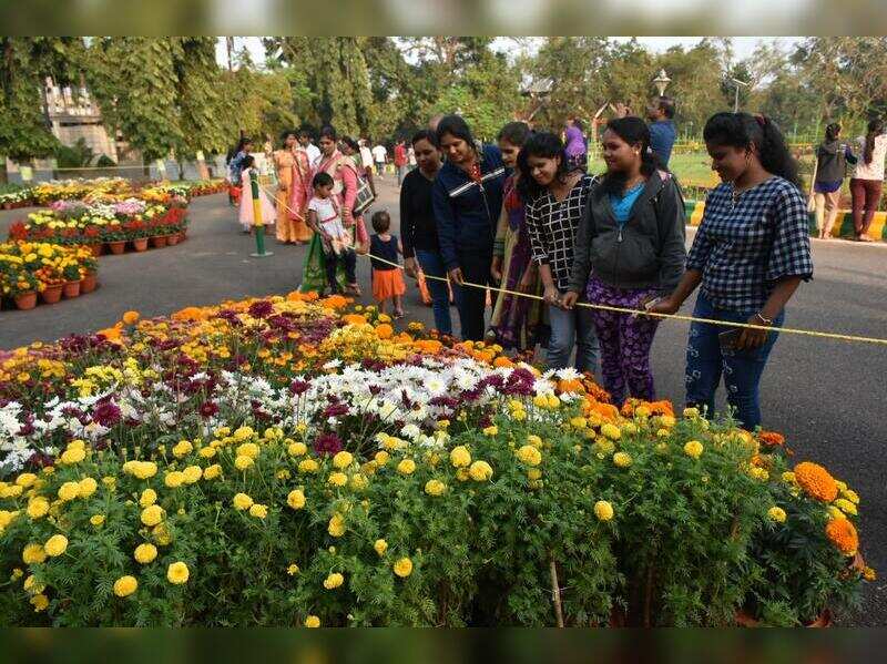 Flower Garden of Raj Bhavan opened for public | Events Movie News ...
