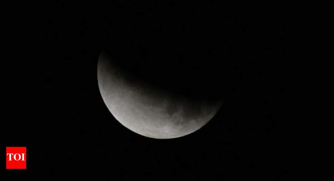 Solar and Lunar Eclipse dates 2020 in India: 6 eclipses in 2020, 3 to ...