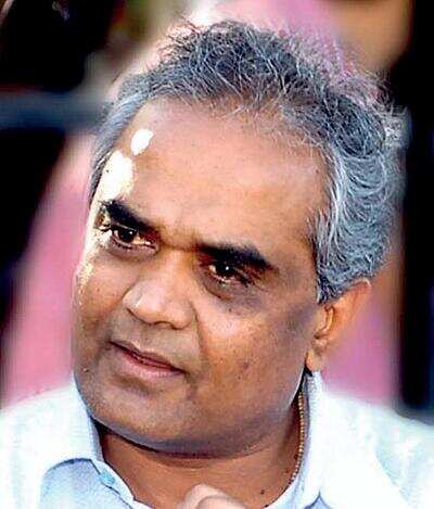 Amreli cops summon diamond baron in fake complaint case | Rajkot News ...