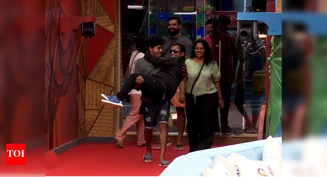 Bigg Boss Malayalam 2: Comedian Dharmajan Bolgatty enters the house ...