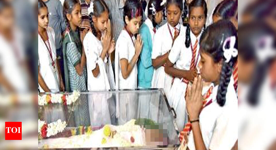 M Chidananda Murthy, a historian, activist and Kannada researcher ...