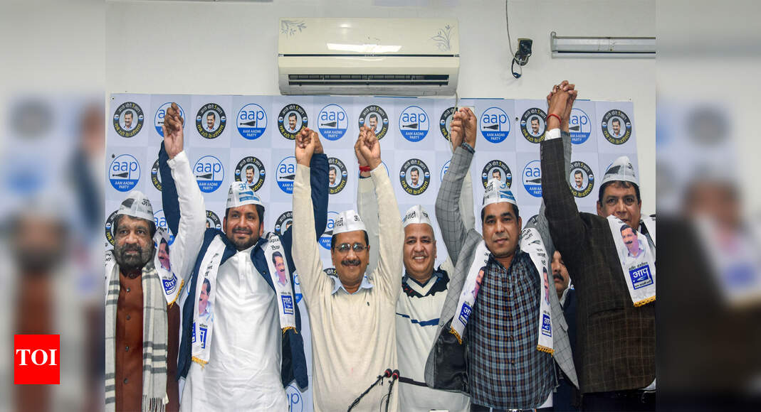 Former MLA Ram Singh Netaji, son of Congress leader Mahabal Mishra join ...