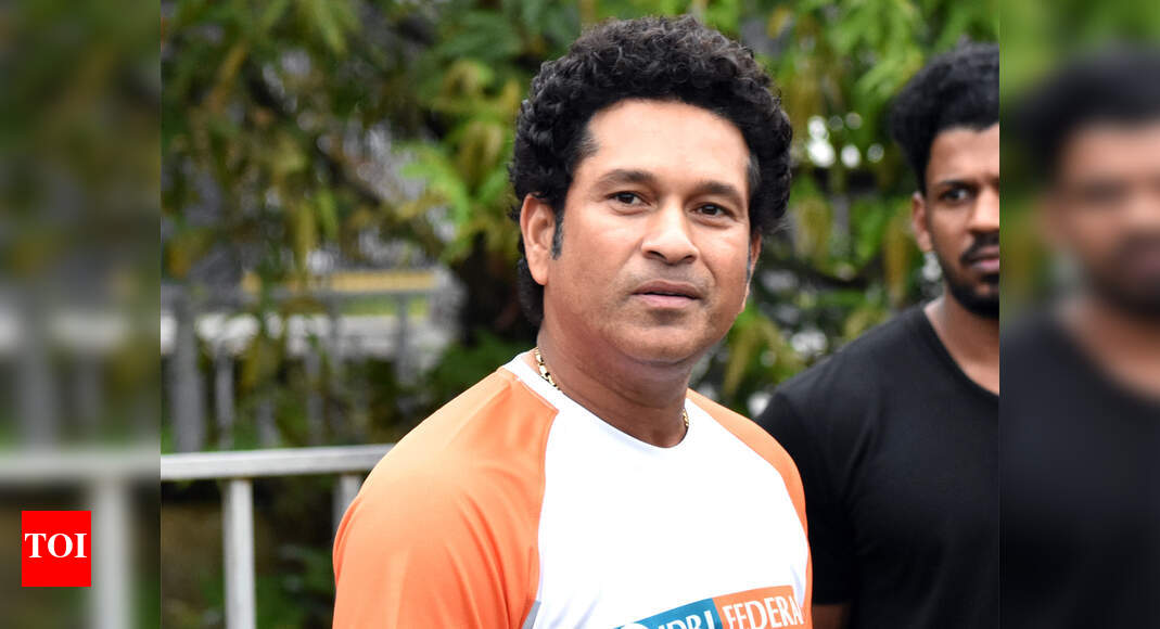 Tendulkar, Waugh call on 99-year-old Ranji player Vasant Raiji ...