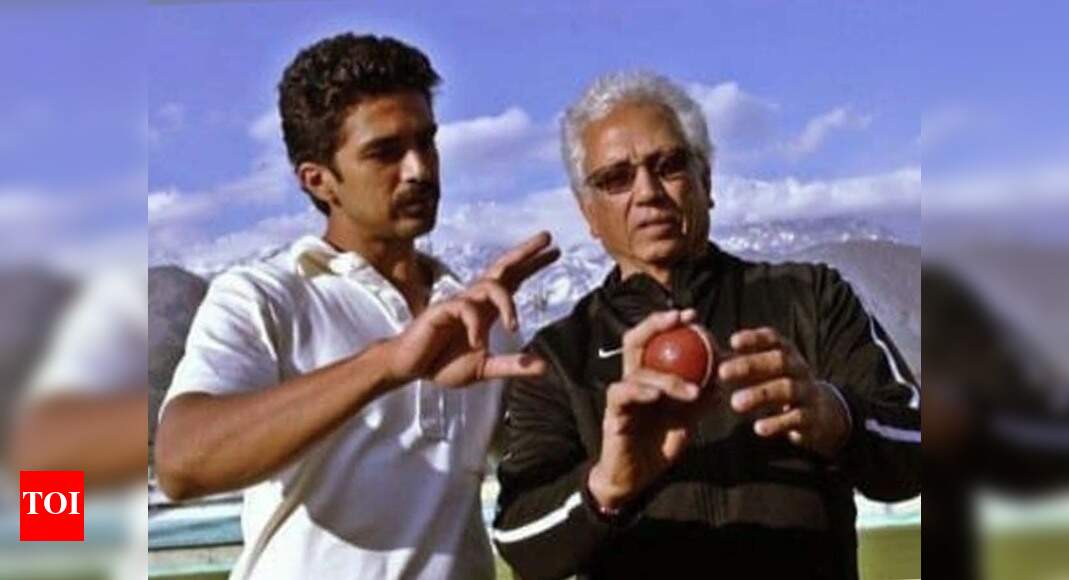 Ranveer Singh shares glimpses of Saqib Saleem being trained by the ...