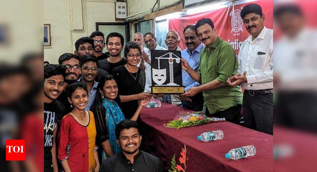 Pune: Civil Engineering students demonstrate artistic skills - Times of ...