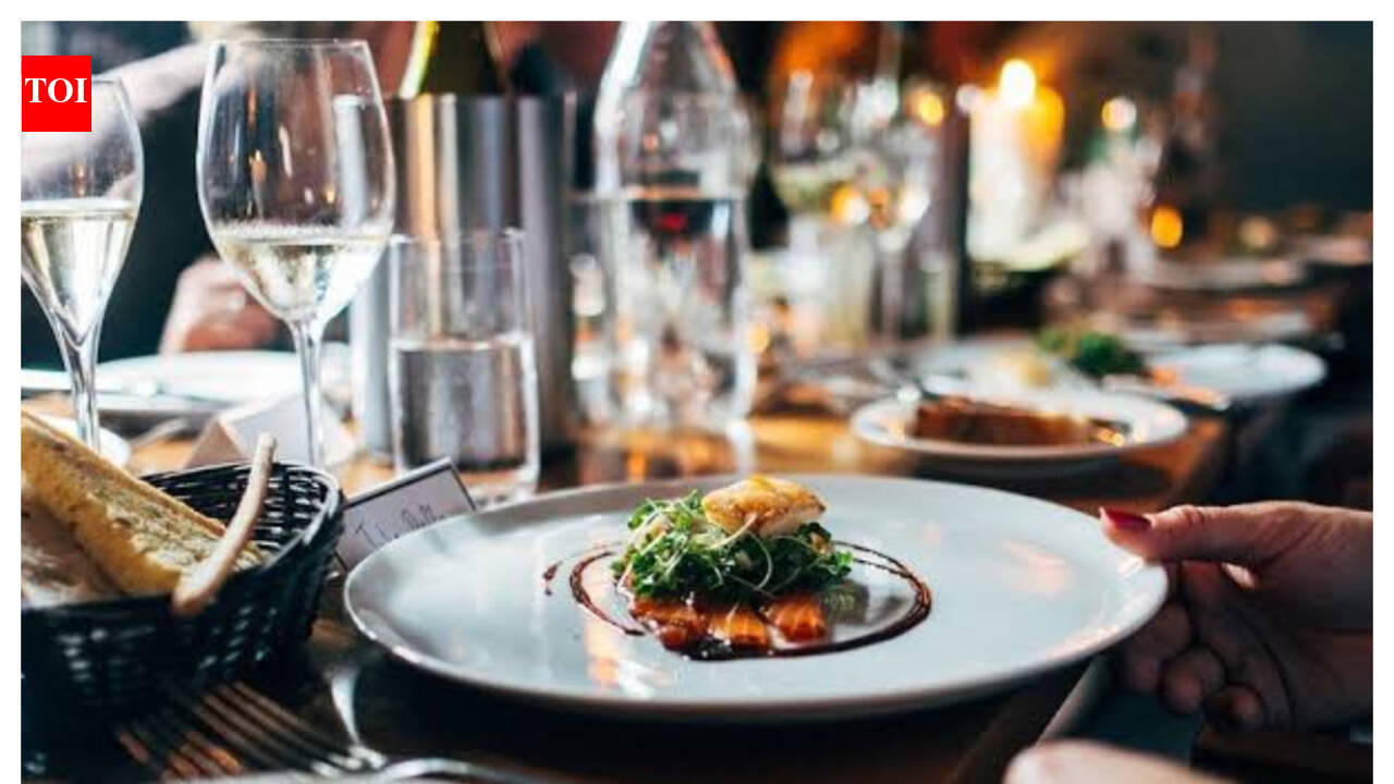 10 unhealthy practices by restaurants to make food tasty