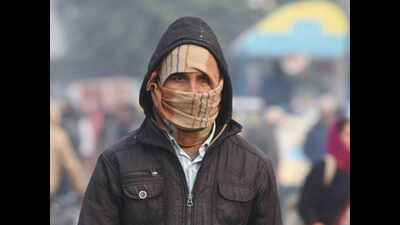 Cold wave sweeps through Agra region, city records 6.2°C | Agra News ...