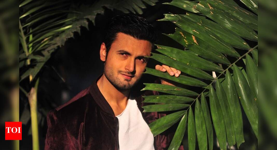 I hardly get any day off from the shooting of Ekhane Akash Neel: Sean ...