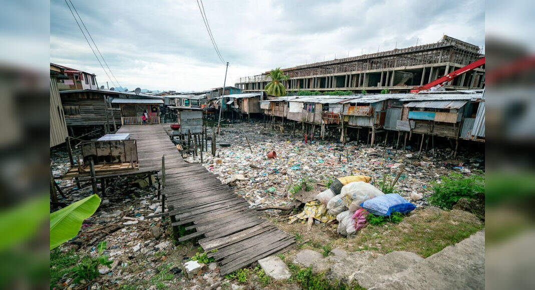 Malaysia refuses to be a dump zone, sends garbage back to the countries ...