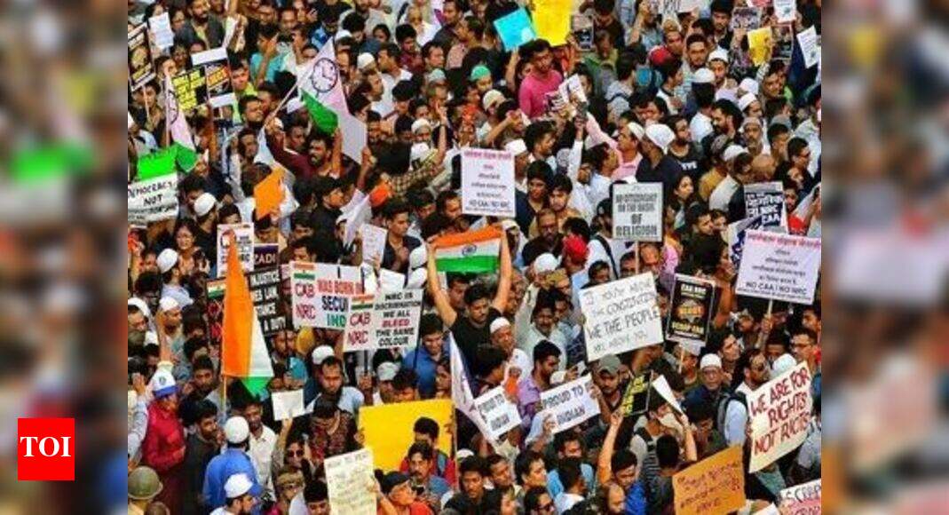Anti-CAA protests: 154 eminent citizens urge President to take action ...