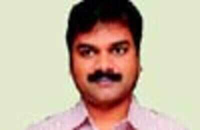 Lyricist Viveka spills some secrets | Kannada Movie News - Times of India