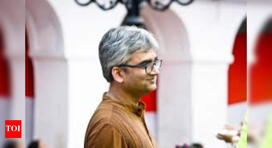 Raja Narayan Deb is happy about Michil’s song | Bengali Movie News ...