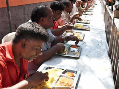 Shiv Sena's subsidised meal scheme finds most takers in Mumbai | Mumbai ...