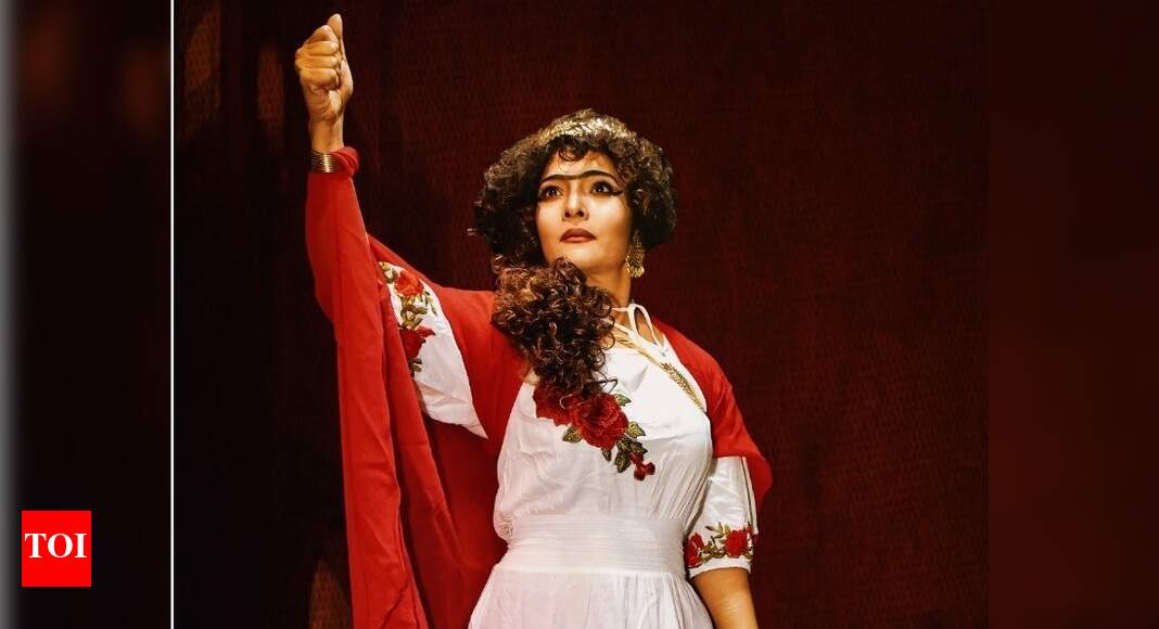 Chetana gearing up for two national festivals | Bengali Movie News ...