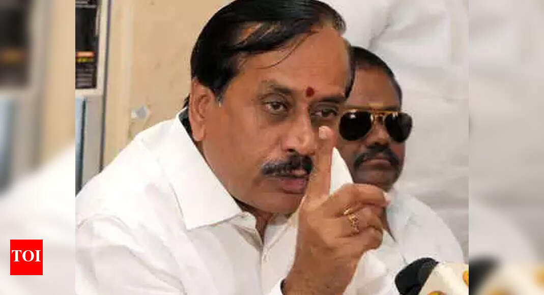 H Raja blames police for inaction over murder of BJP functionary in ...