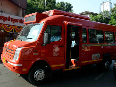 AC mini buses a hit in south Mumbai | Mumbai News - Times of India
