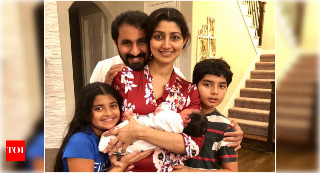 Family goals! Divya Unni clicks a perfect picture with her newborn ...