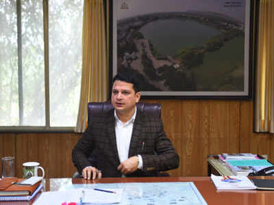 Plastic ban: Aurangabad civic chief leads the way | Aurangabad News ...