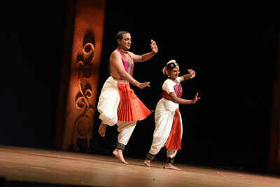 Bharatanatyam by N Srikanth and Aswathy Srikanth | Events Movie News ...