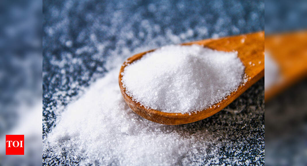 Tips to reduce salt in your diet - Times of India