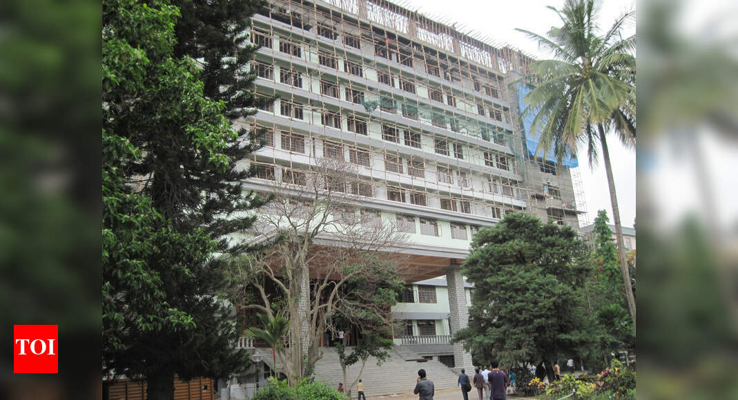 Goa assembly passes Goa Pvt Universities Bill - Times of India