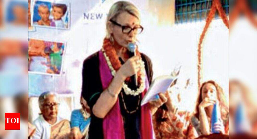 Elizabeth Gilbert's message of love and healing for girls with ...