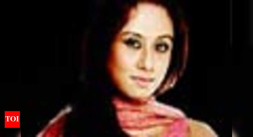 Maanu dances for a cause | Tamil Movie News - Times of India