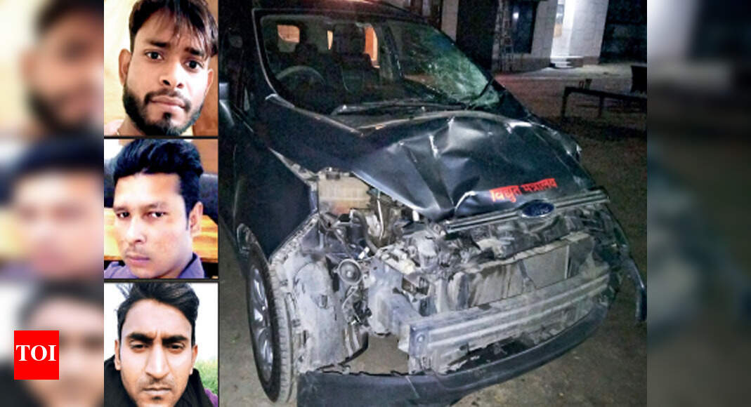 Woman at wheel crushes three to death on unlit Ghaziabad road | Ghaziabad News - The Times of India