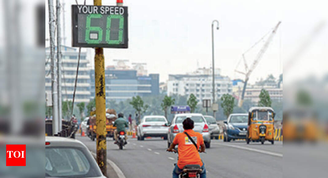 Hyderabad: New speed guns can generate instant challan | Hyderabad News ...