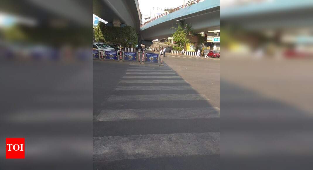 Zebra crossing line blocked - Times of India