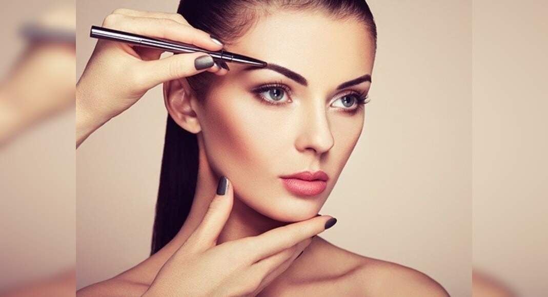 Beginner-Friendly Tips To Fill Eyebrows