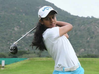 Pranavi makes a winning debut on pro circuit, wins third leg of Hero ...