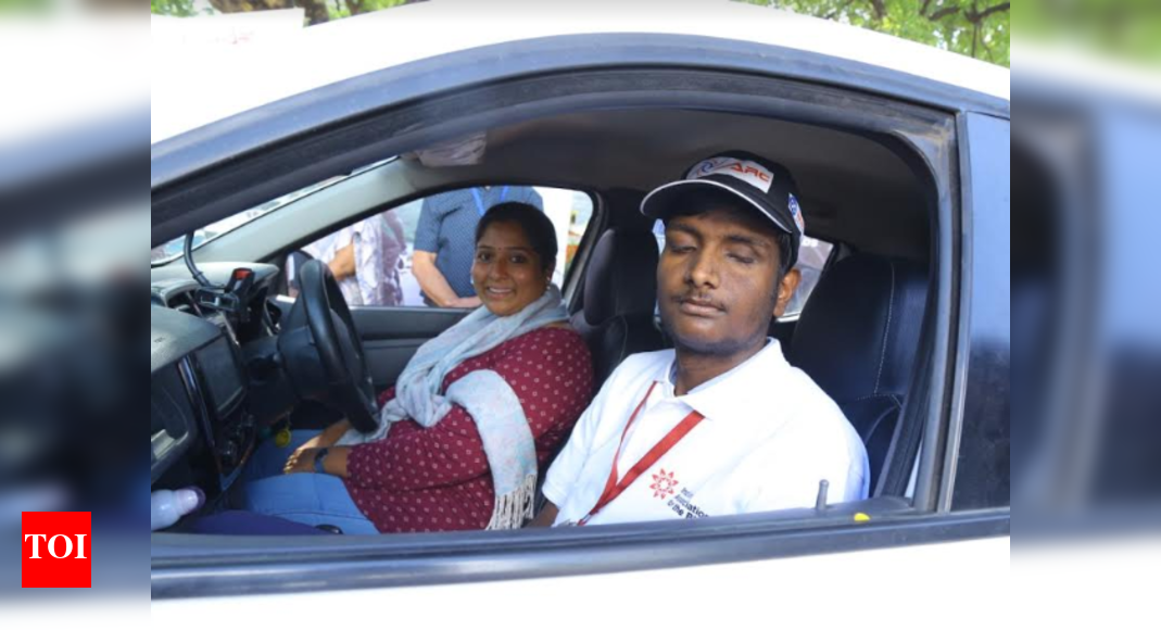 When blind people guided car drivers | Madurai News - Times of India