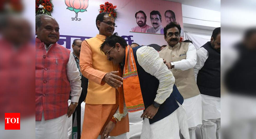 Madhya Pradesh: Vishnu Dutt Sharma takes charge of BJP chief | Bhopal ...