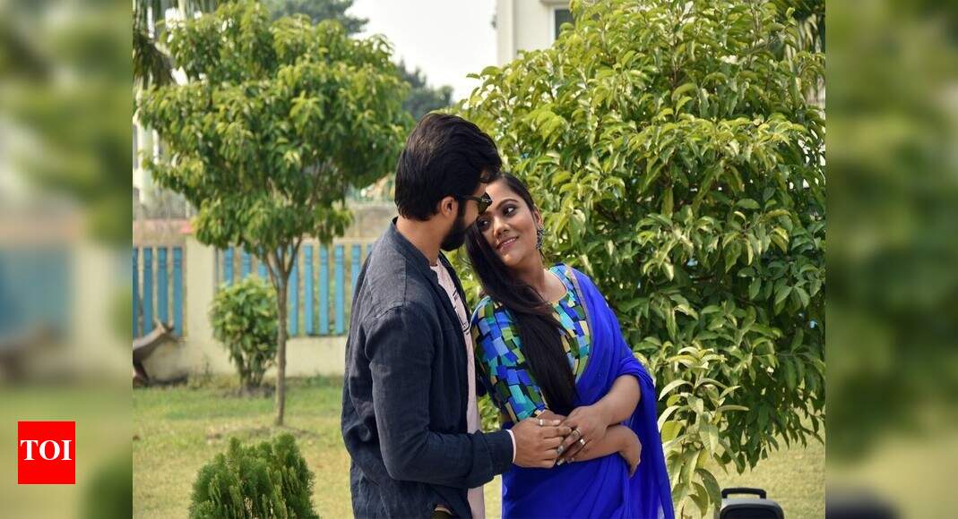 Prantik Banerjee in Subhra Chakraborty’s music video | Bengali Movie ...