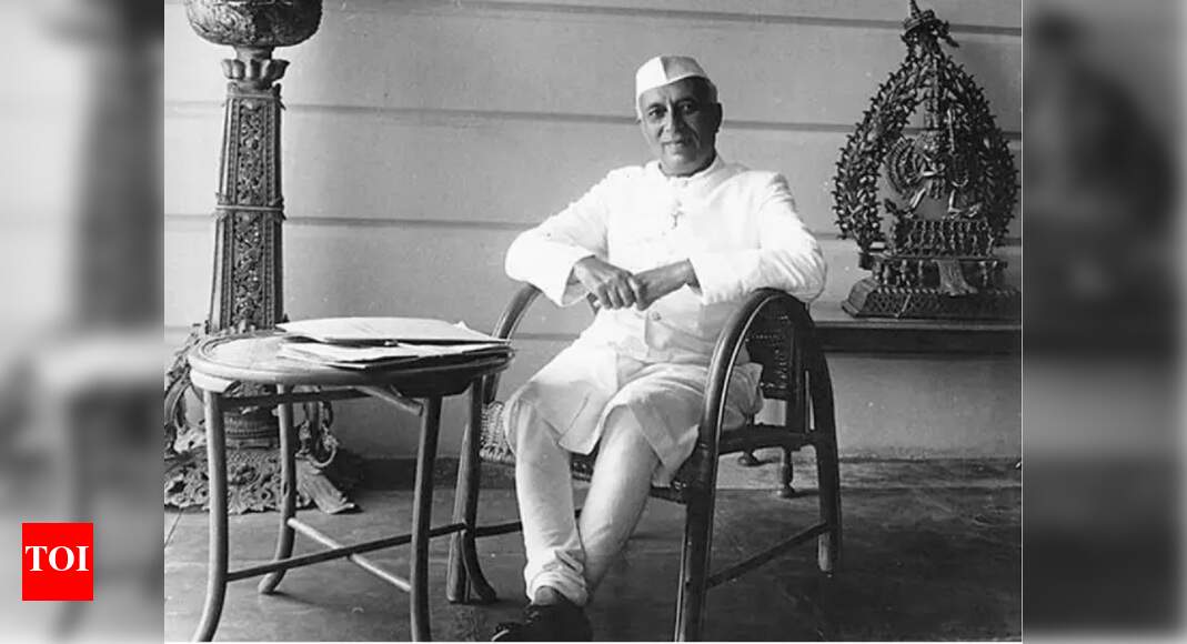 Jawaharlal Nehru books: Popular books by and on him - Times of India