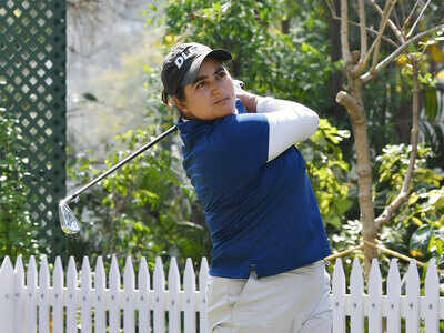 Amandeep takes 2-shot lead in 4th leg of Women's Pro Golf Tour | Golf ...