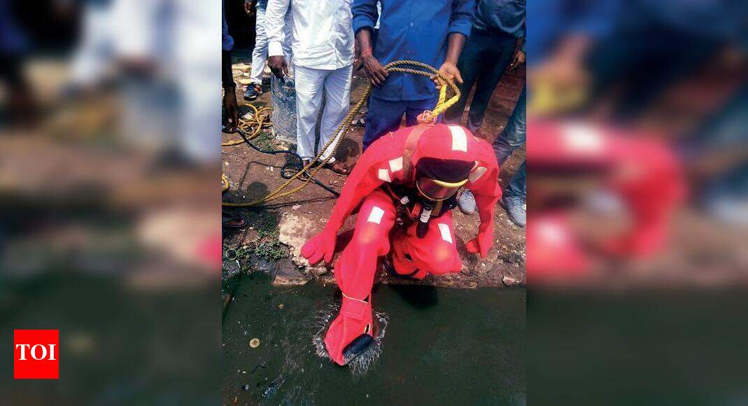 Greater Noida’s choked drains to be cleaned by May? | Noida News ...