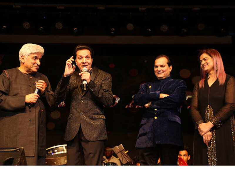 Jatin-Lalit perform on stage together after 14 years | Hindi Movie News ...