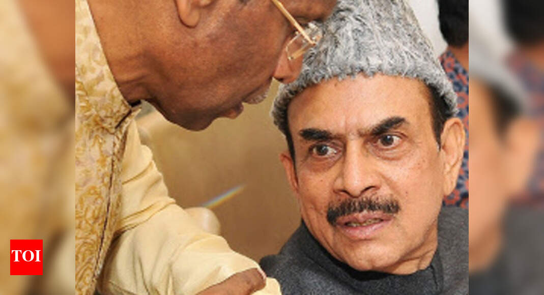 Mohammed Ali Shabbir dares K Chandrasekhar Rao, Mohammed Mahmood Ali to ...